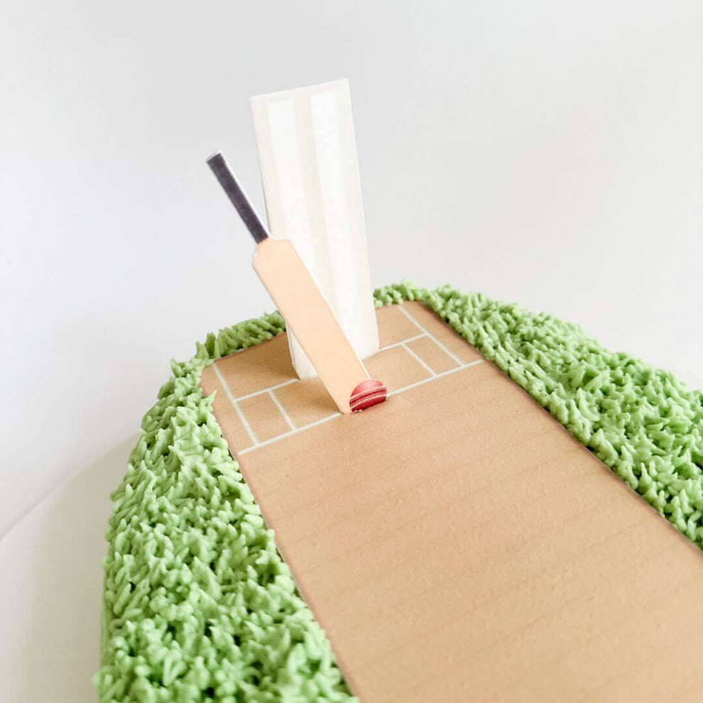 Cricket Pitch Cake Kit | Bake Believe